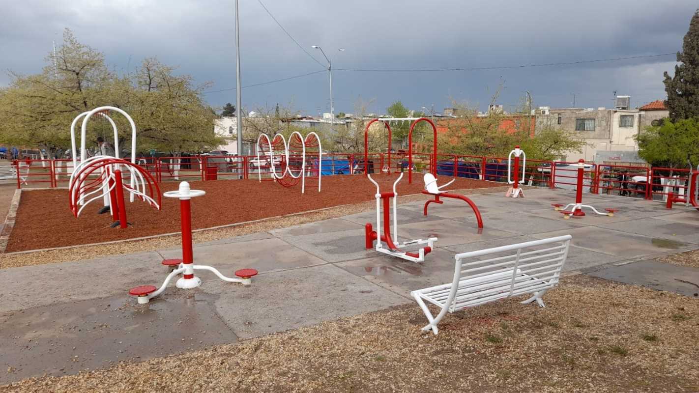 Rehabilitan parque de Juárez Nuevo - Asiescomo.com.mx
