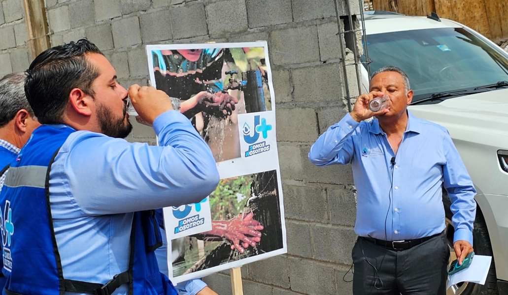La JMAS inauguró obras de introducción de agua y drenaje - Asiescomo.com.mx