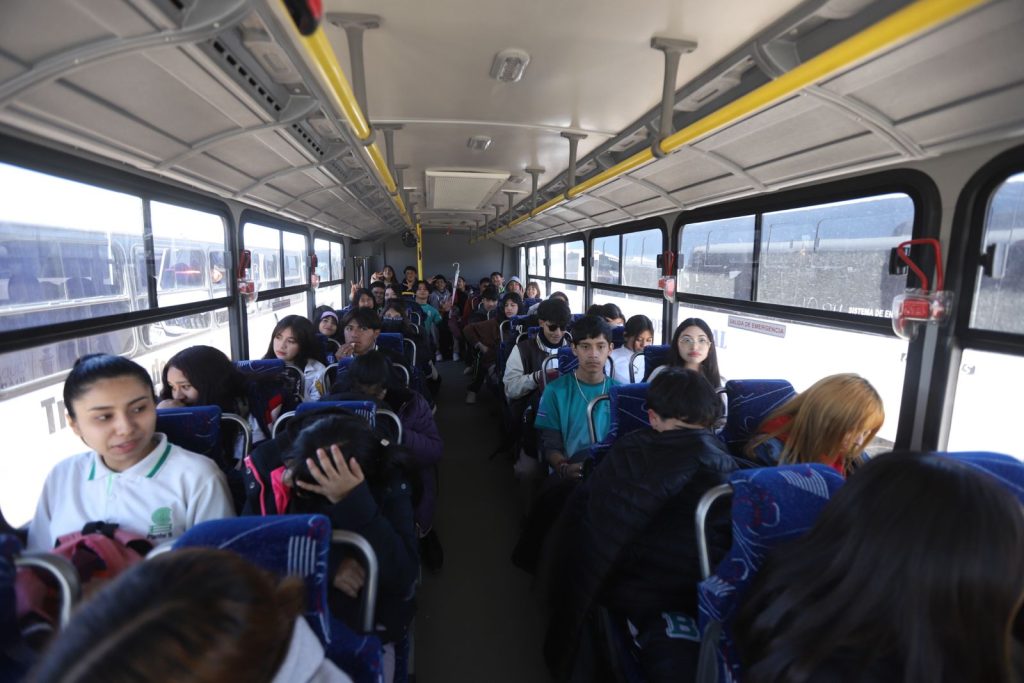 Agradecen estudiantes por servicio de transporte gratuito - Asiescomo ...