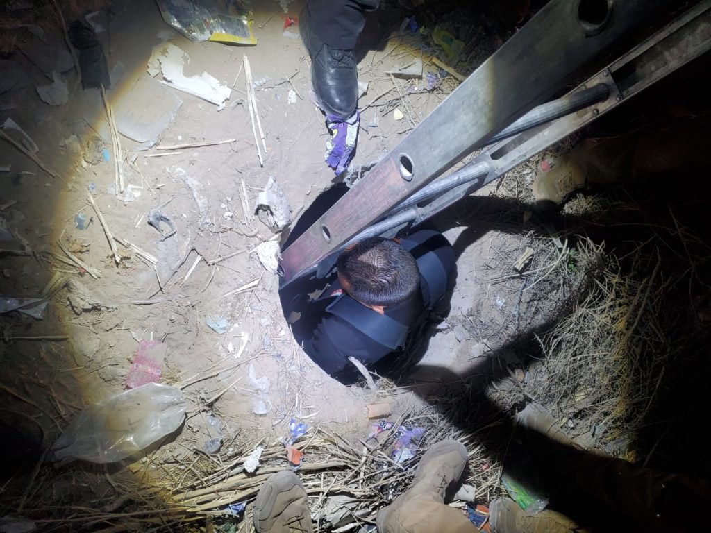 Rescatan a can de alcantarilla en el fraccionamiento Real del Desierto ...