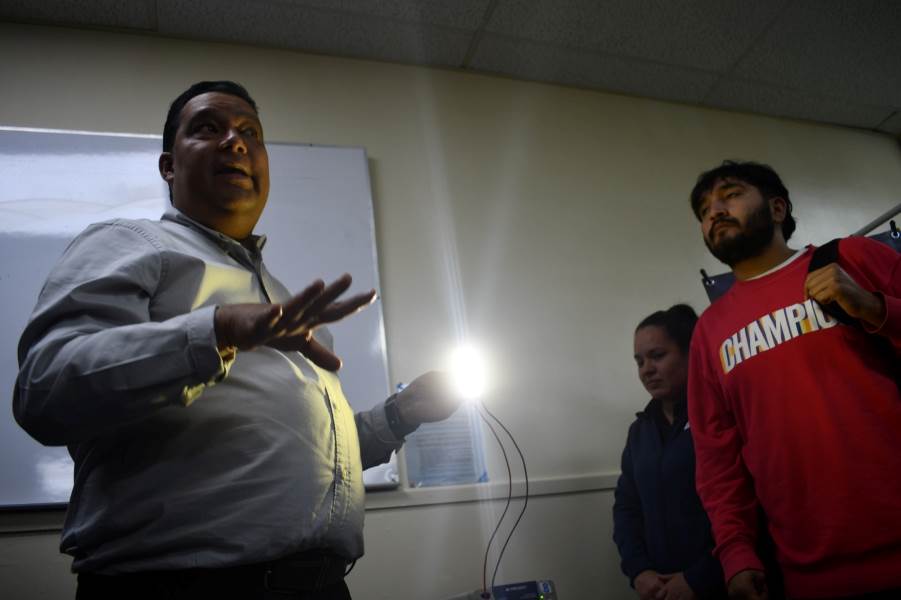 UTCJ produce su primera luminaria LED en colaboración con NETS Mx ...